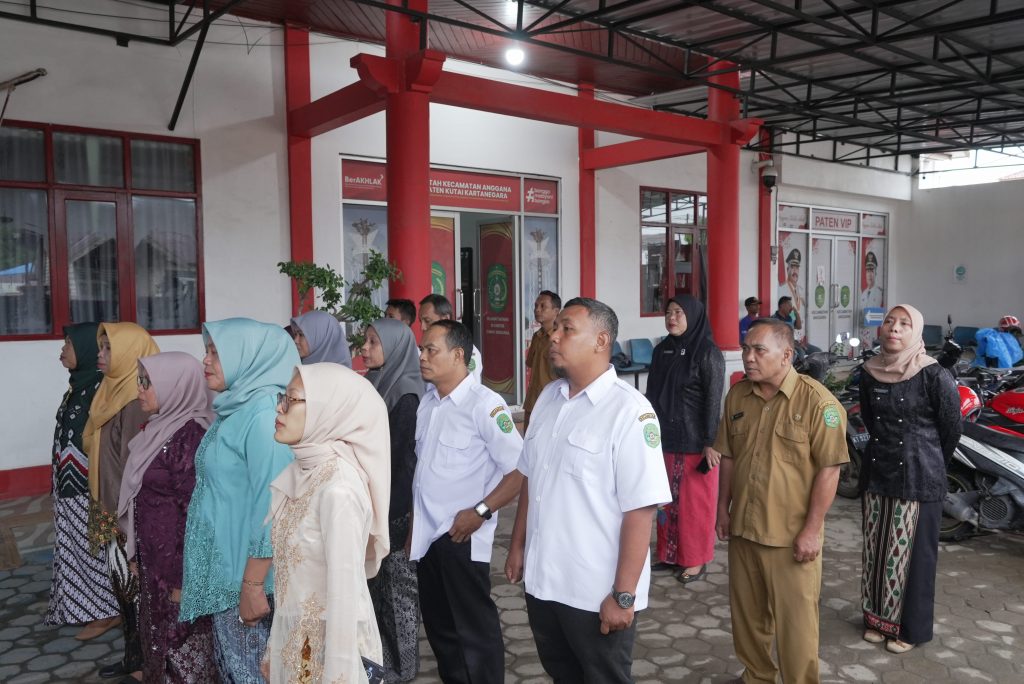 PEMERINTAH KECAMATAN ANGGANA GELAR APEL PAGI SEKALIGUS MEMPERINGATI ...